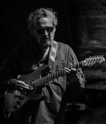 Biography – Dean Magraw